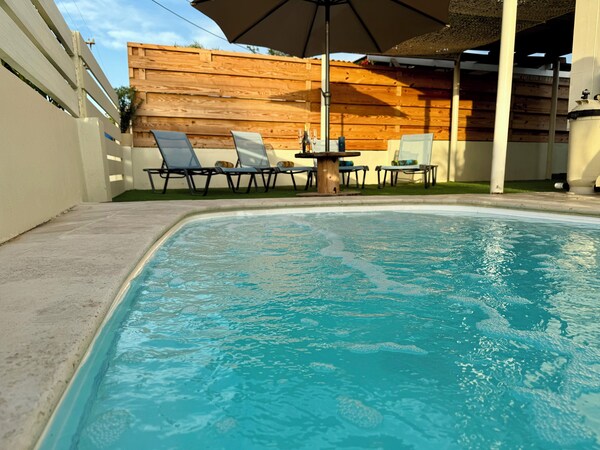Top Location-everything Walking Distance! -Beach-highrise-private Pool-economic - Caribbean
