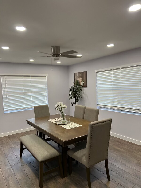 Utrgv Guest House With King Beds - McAllen, TX