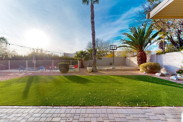 Luxury, Comfort & Fun In The Heart Of Scottsdale  Your Perfect Family Retreat! - Fountain Hills, AZ