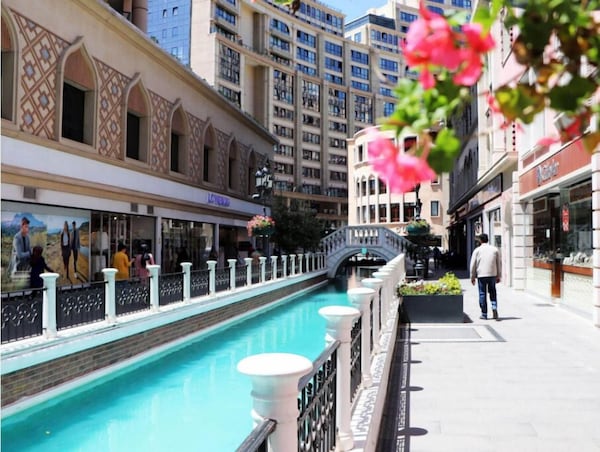 Karadeniz Venice Istanbul Apartment - Güngören