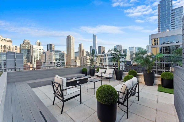 Walk Everywhere! 5 Mins To Magnificent Mile, River - Streeterville - Chicago