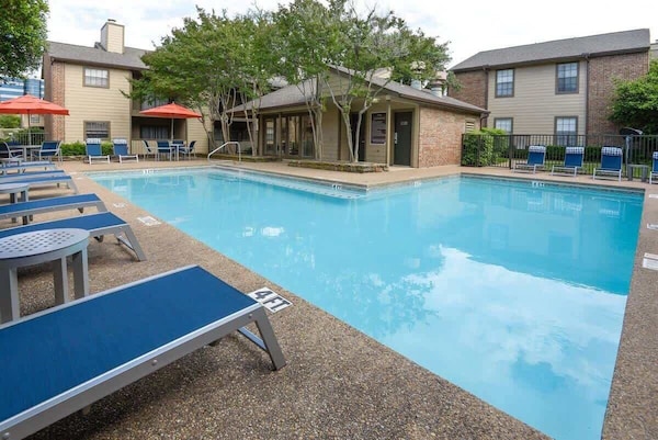 Tranquil 1br King Suite W/ Pool, Gym, Parking 03 - Plano, TX