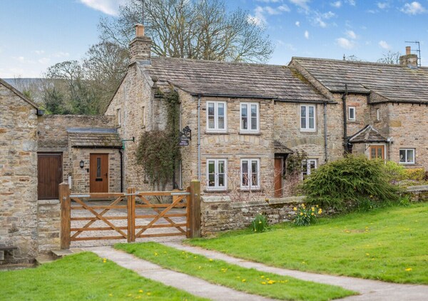Well Cottage - West Burton - Leyburn