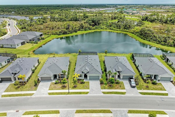 Beautiful 3-bedroom Home With Pool In Venice, Fl  Ideal Vacation Getaway! - North Port, FL