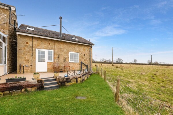 Hill House Hideaway - North East Escapes - Northumberland