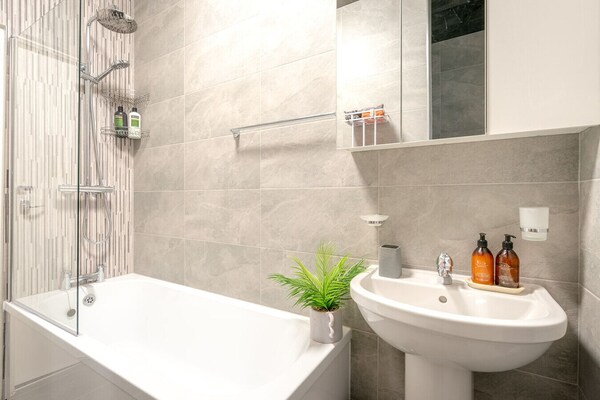 Brierfield Cottage  Charming 2-bed Home In Nelson - Burnley