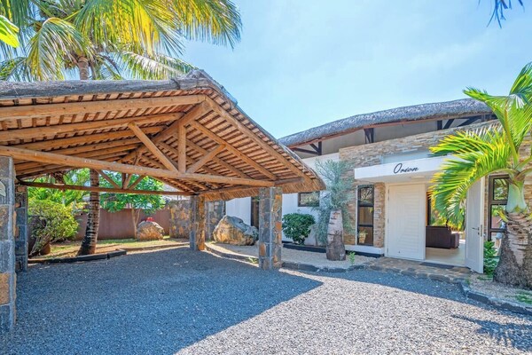 Villa Orion, 4 Bedrooms, Private Pool - Mauritius