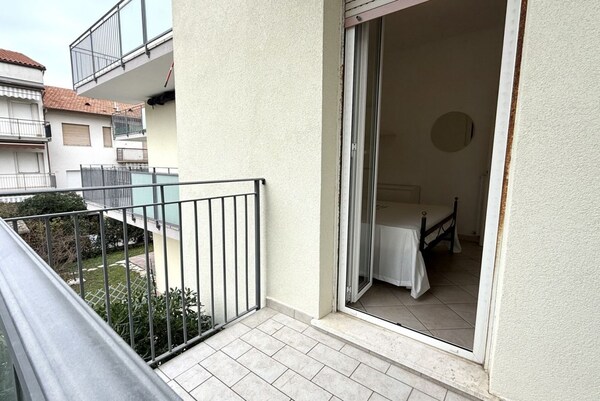 M314 - Marcelli, Comfortable Three-room Apartment 200 Meters From The Sea - Numana