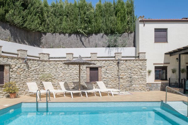 Casa Rural 'Las Provincias' Con Vistas A La Montaña, Wi-fi Y Aire Acondicionado - Prado del Rey