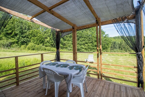 Tiny House In Saint-cernin-de-l'herm Shared Pool & Relaxing Stay For 4 Guests - Dordogne