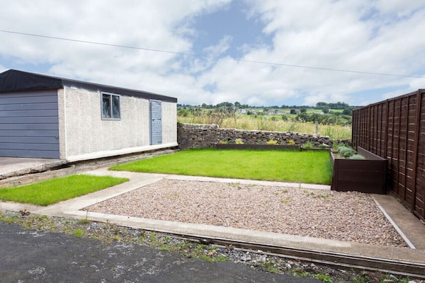 Storthes Hall Prk 3min | Smarttv | Pets | Garden - Huddersfield