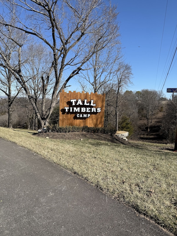 New 5 Bdrm Condo. Discounts For Teachers, 1st Responders, Pastors, & Military. - Branson, MO