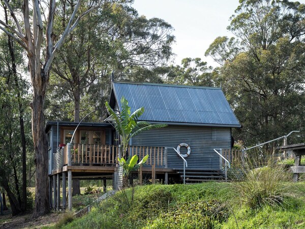 The Litte Tree House - Bega