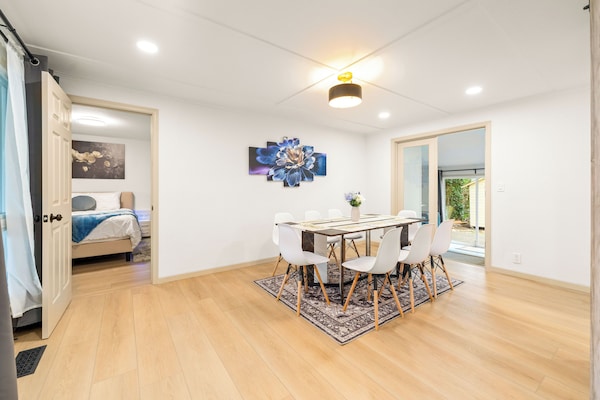 Spacious 4-bedroom House In Nice Seatac With Wifi - Federal Way, WA