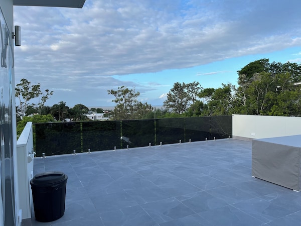 Luxury Build 4-bedroom House In Wonderful Manly Wheelchair Friendly - Brisbane