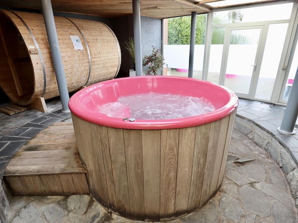 Maison Tout Inclus Avec Piscine, Hottub Et Sauna - Chaudfontaine