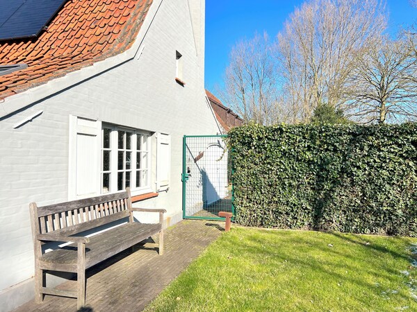 Mooi Vakantiehuis Met Grote Tuin In Nieuwpoort - Diksmuide