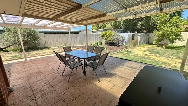 Geographe Bay Holiday Stay - Busselton
