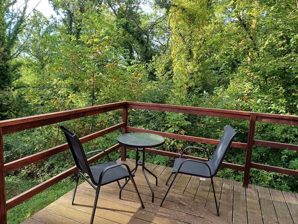 Gîte Champêtre Confortable Avec Terrasse Et Jardin - Gannat