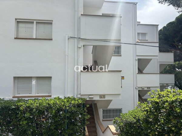 Encantador Apartamento Con Piscina Cerca De La Playa En Platja D'aro - Platja d'Aro
