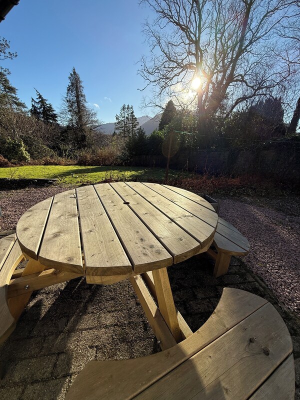 Cosy Yet Spacious Highland Hideaway For 6 - Glencoe
