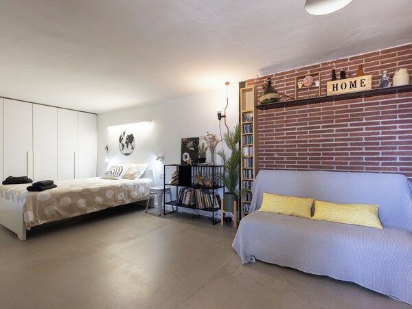 Bed And Breakfast: Sea And Mountain. Ideal For Families With Swimming Pool And Quiet. - Reus