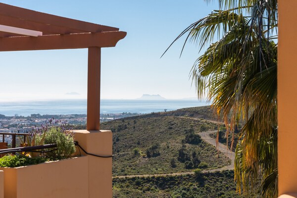Stunning 3-bedroom Seaview Penthouse - コスタ・デル・ソル