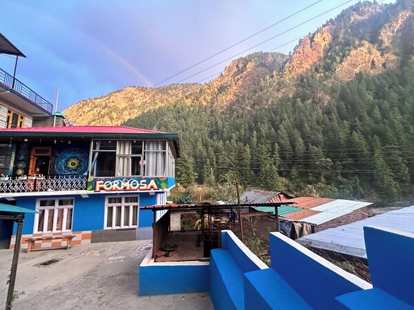 Formosa Offbeat Art House  Kasol Wit Best View &Vibes - Kasol