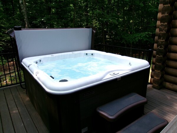 New! Log Cabin W\/ Whirlpool Tub, Dogs & Near Beach - Sister Bay, WI