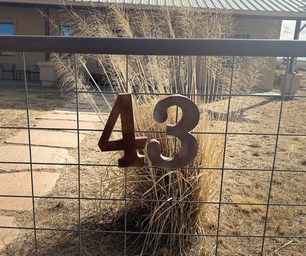 Arizona Wine Country Getaway - Spacious 3 Bedroom - 2.5 Bath Home Near Wineries - Sonoita, AZ