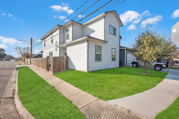 Elegant Houston Heights Getaway - 휴스턴