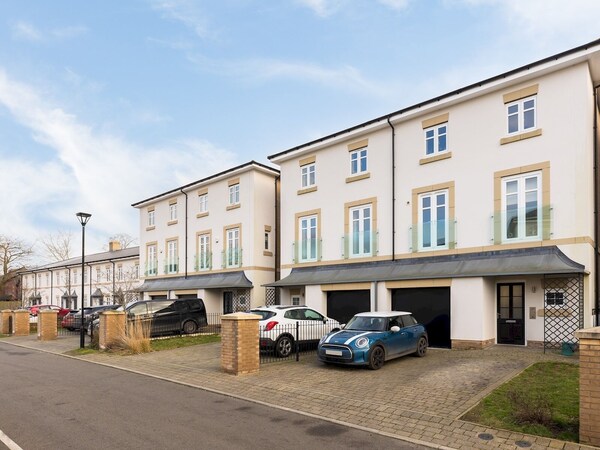 Pass The Keys| Lovely 2 Bed In Leamington Spa With Parking - 로열 리밍턴 스파