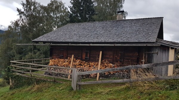 Hut For Skiing Or Hiking - Schwaz