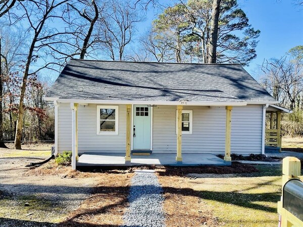 "Canton Cottages" 3 Modern Cottages Sleeps 14 - Canton, GA