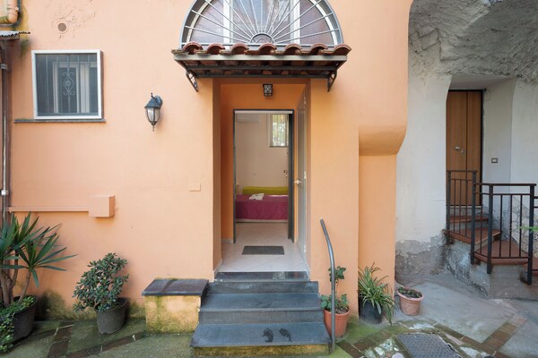 Apartment 'Monolocale Standard In Agriturismo' With Mountain View, Shared Garden And Wi-fi - Praiano
