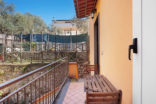 Apartment 'Bilocale Standard' With Sea View, Shared Garden And Wi-fi - Positano