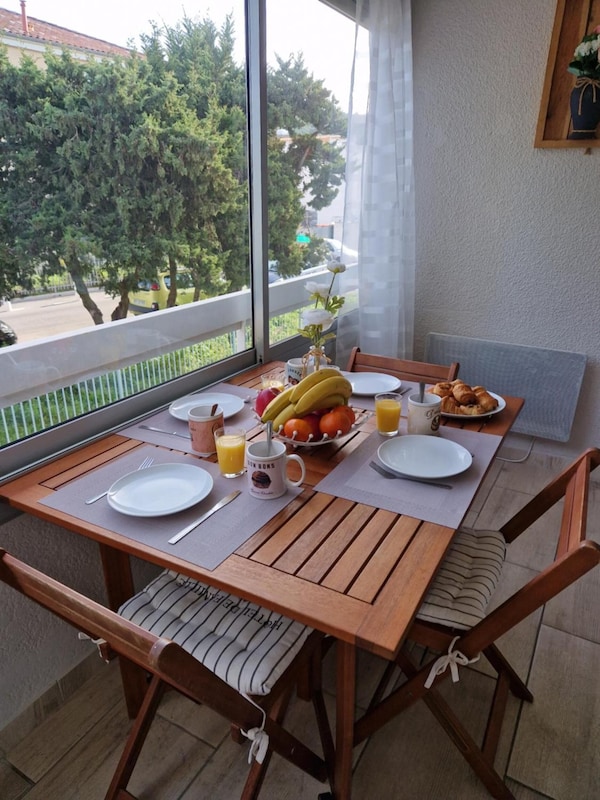 Estudio 'Sanary Sur Mer, Soleil Et Douceur I' Con Terraza Privada, Wi-fi Y Aire Acondicionado - Le Beausset