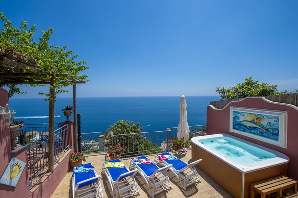 Villa 'Luxury Soleluna Con Jacuzzi' Mit Meerblick, Wi-fi Und Klimaanlage - Positano