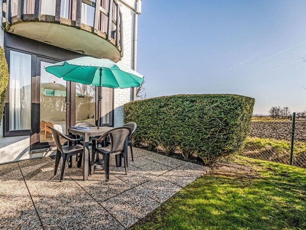 Sirius With Parking And Shared Pool By Interhome - Blankenberge