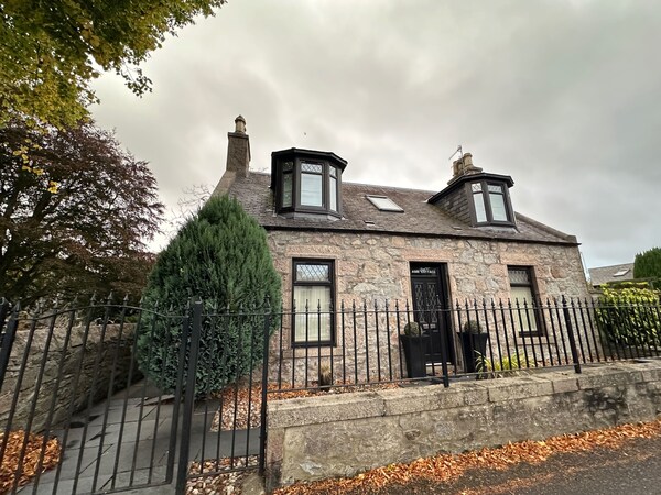 Ann Cottage Retreat In Aberdeen - Aberdeen