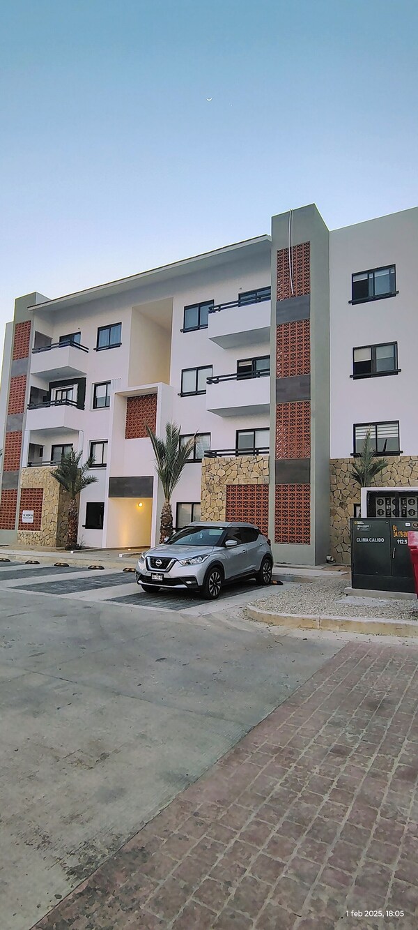 Charming 2-bedroom Apartment In Los Cabos With Wifi, Ac, Swimming Pool And More. - San José del Cabo