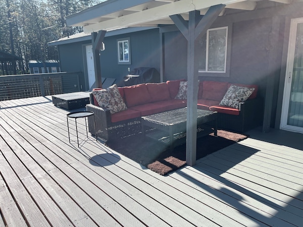 Pine Hollow Lakehouse Retreat - Maupin, OR