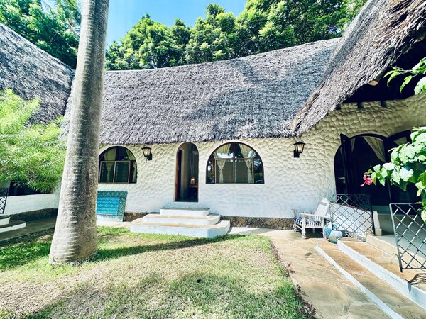 Creekside Villa Bavaria - Mombasa