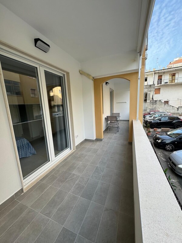 Next Gen Apartment (Shine) - Calabre
