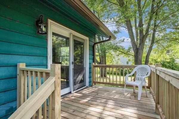 Sawyer Home With Hot Tub! Two Night Summer Min! - New Buffalo, MI