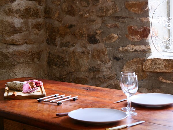 Maison "Les Sauvages"   Nature Et Charme Au Bord De L'allier\n8 à 10 Personnes - Haute-Loire