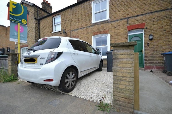 Freshly Refurbished, Peaceful Victorian House - Epsom