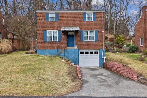 Grammy's Garden W Parking - Monroeville, PA
