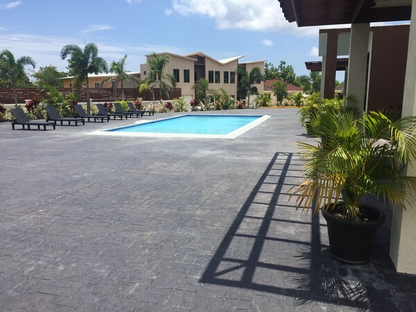 Hope Villa Just 5 Minutes From Downtown Ocho Rios, Mystic Mountain, Duns River - Ocho Rios