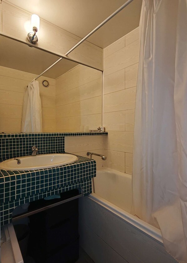 Agréable Appartement 4 Pers.28m², Vue Montagne, Au Pieds Des Pistes - Val Thorens
